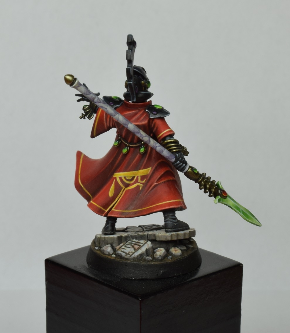 Eldar’s Farseer by Wilfried "Wilgor" Collas · Putty&Paint