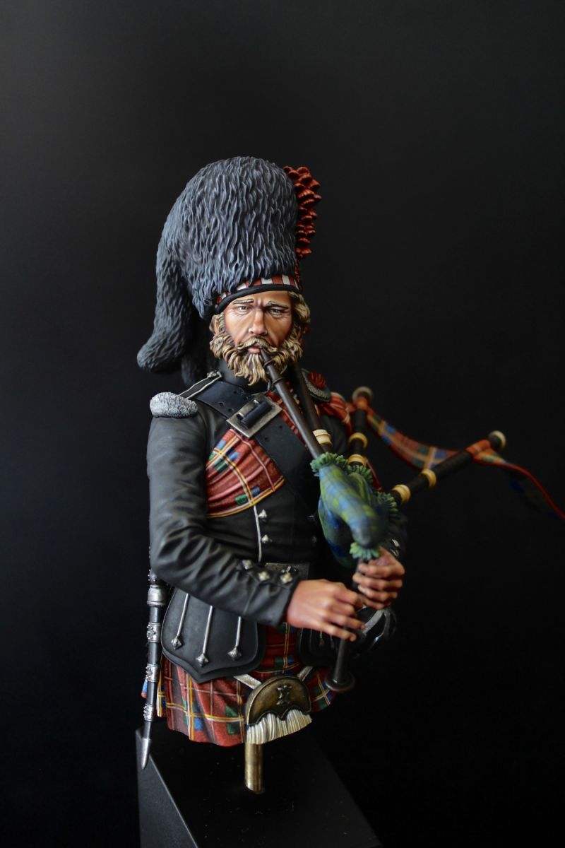 42ND ROYAL HIGHLAND REGIMENT - BLACK WATCH PIPER by Alberto Sario ...