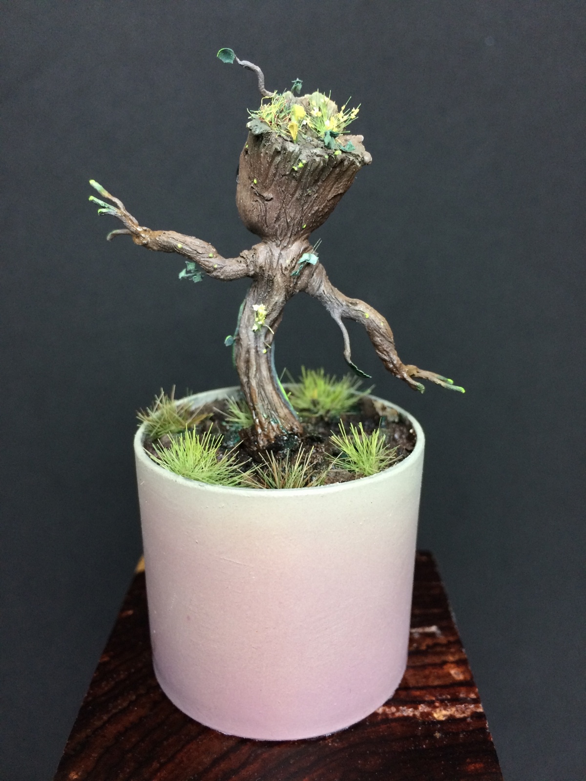 Baby Groot by Ricardo Pisa · Putty&Paint